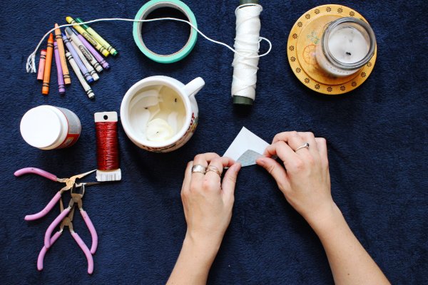 15 Unique Hobbies That Are Perfect for Introverts - Cratejoy